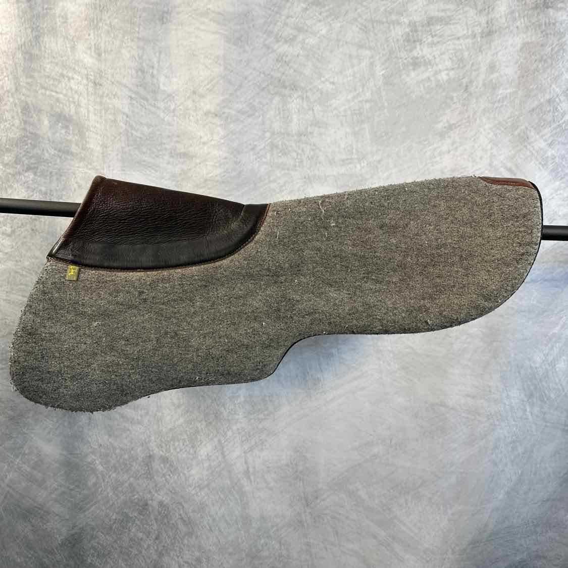 Devoucoux Large Grey Felt Pressure Distribution Half Pad – Good Apple ...