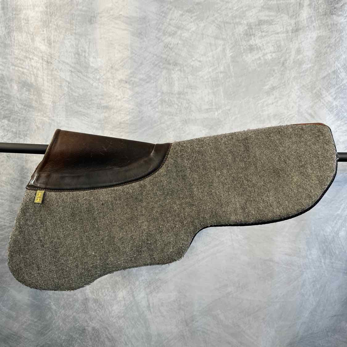 Devoucoux Medium Grey Felt Pressure Distribution Half Pad – Good Apple ...