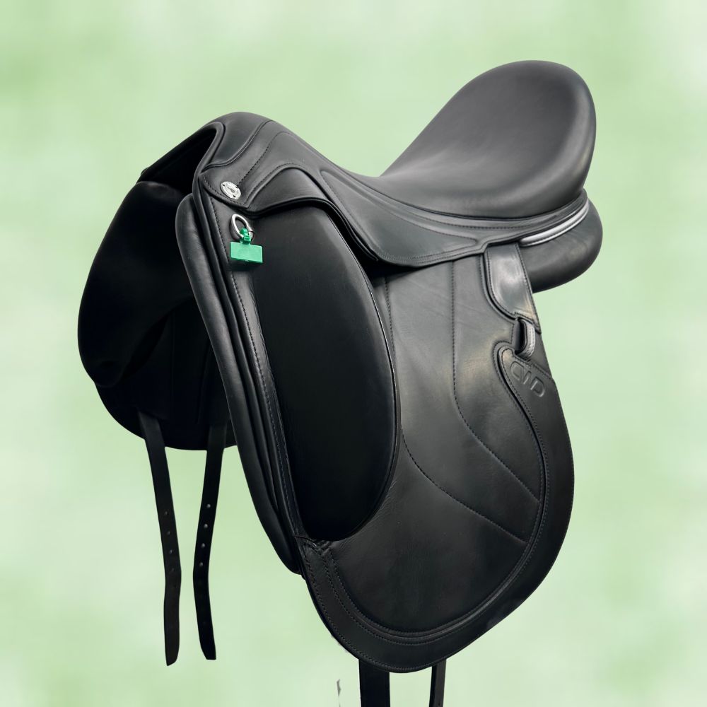 CWD 18" N Black SE37 Dressage Saddle – Good Apple Equine